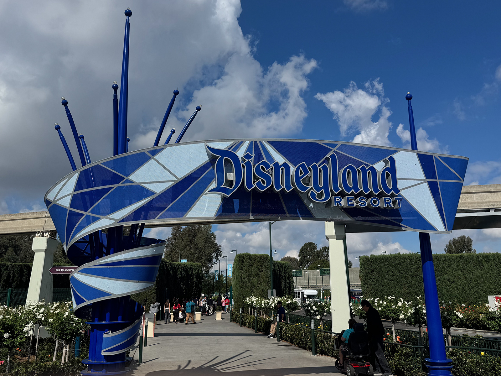 Disneyland offers Lyft discount for Good Neighbor Hotels